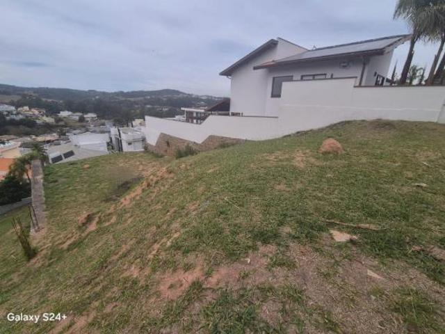 TERRENO A VENDA NO CONDOMÍNIO DELLE STELLE LOUVEIRA SP
