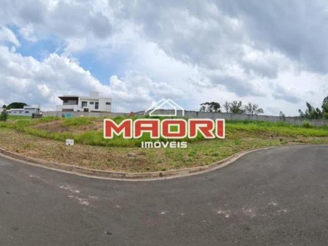 Terreno à venda no Condomínio Ecovilla Boa Vista em Valinhos