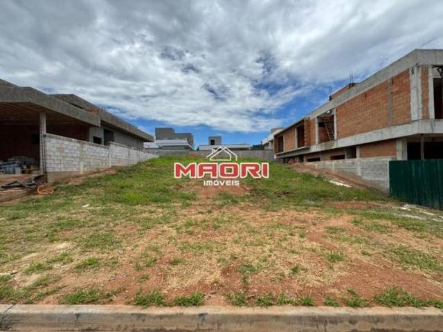 Terreno à venda no Condomínio Ecovilla Boa Vista em Valinhos