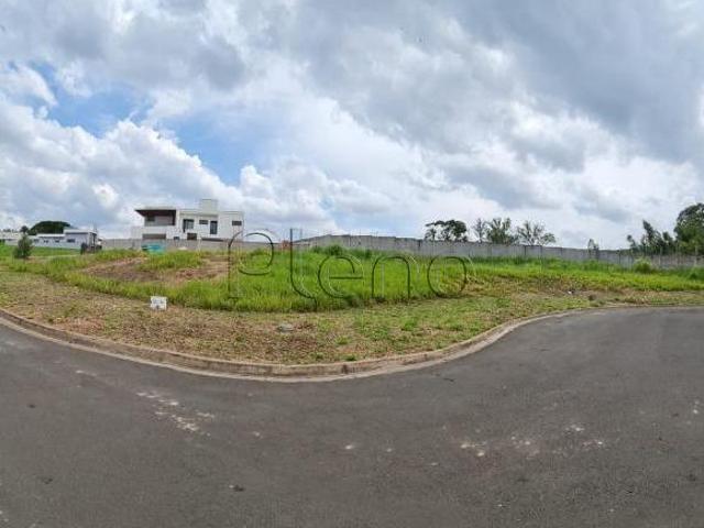 Terreno à Venda no Condomínio EcoVilla Boa Vista em Valinhos, no bairro Jardim P
