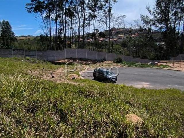 Terreno à Venda no Condomínio Ecovilla Boa Vista em Valinhos, no bairro Jardim P