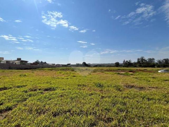 Terreno à venda no condomínio Essenza Corpal Living Resort, São Carlos