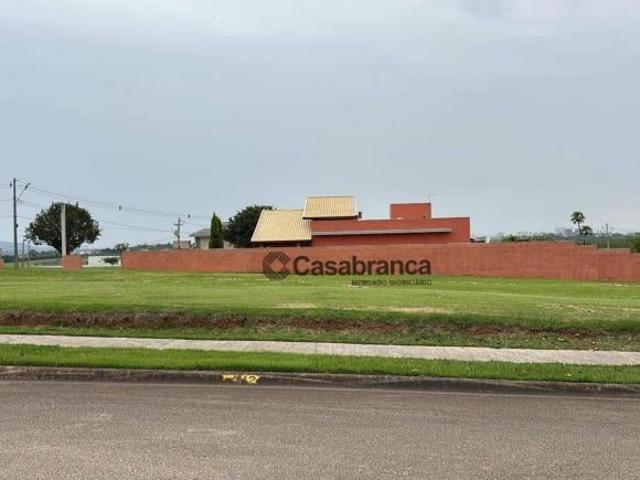 Terreno a venda no condominio Fazenda Jequitiba
