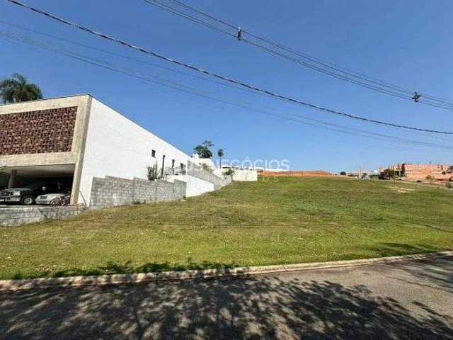 Terreno à Venda no Condomínio Fazenda Jequitibá 1000m² de Área Útil e Total, Ideal para Seu Projet