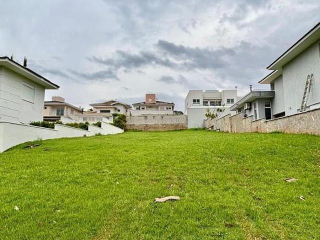 TERRENO A VENDA NO CONDOMÍNIO FECHADO RESERVA DA SERRA EM JUNDIAÍ