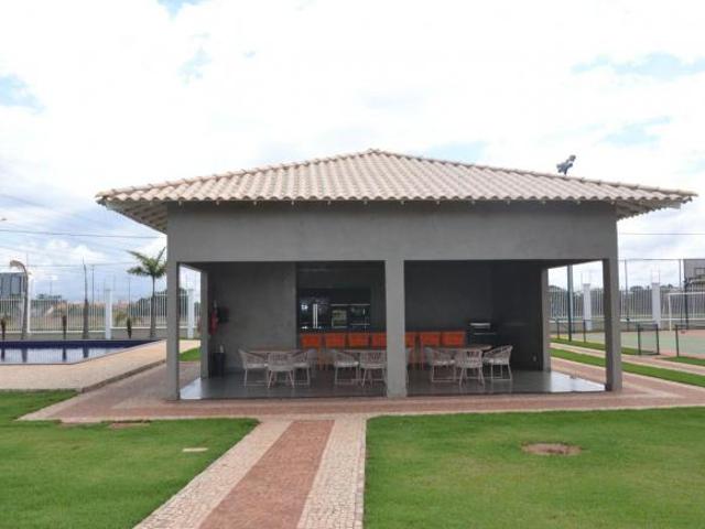 Terreno à venda no Condomínio Golden Village em Jardim Sul em Uberlândia