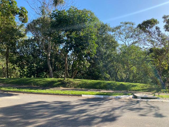 Terreno a venda no condomínio Ibirapitanga em Santa Isabel SP!
