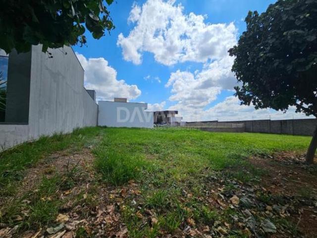 Terreno à venda no Condomínio Jardim do Jatobá em Hortolândia na Davanti Imóveis