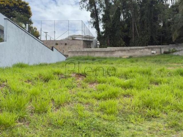Terreno à Venda no Condomínio Jardim Europa em Vinhedo, no bairro Jardim Europa