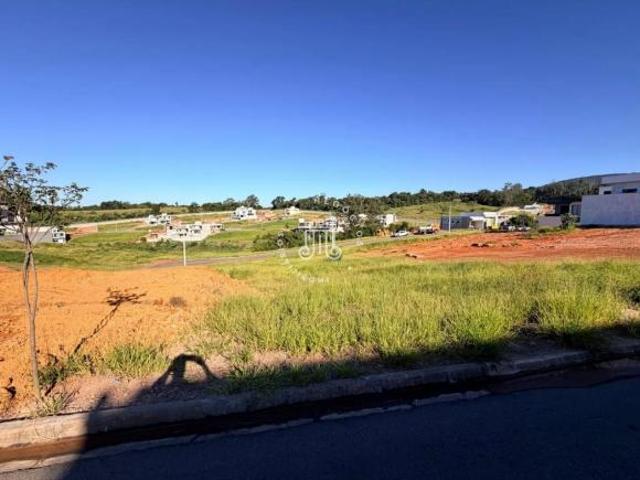 TERRENO Á VENDA NO CONDOMÍNIO LAGO AZUL EM JUNDIAÍ/SP
