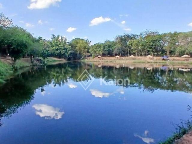 Terreno à venda no Condomínio Lagos D&apos Icaraí em Salto/SP