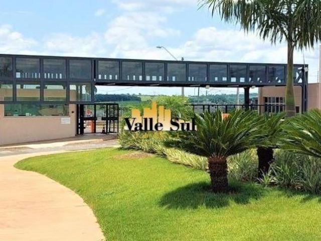 Terreno à venda no condomínio Maria Julia com 282 m²