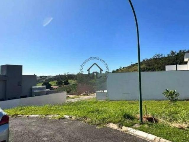 Terreno à venda no Condomínio Mont&apos Alcino em Valinhos