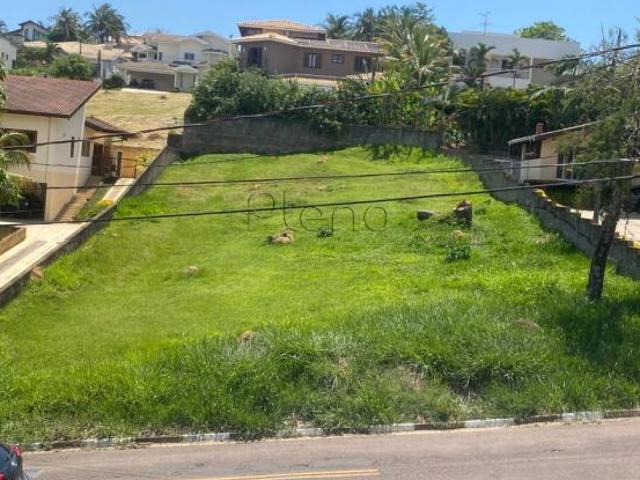 Terreno à Venda no Condomínio Moinho de Vento em Valinhos, no bairro Pinheiro