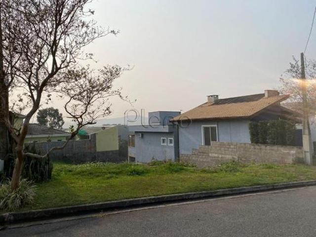 Terreno à Venda no Condomínio Picollo Villaggio em Louveira, no bairro Vila Omizollo