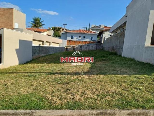 Terreno à venda no Condomínio Porto do Sol em Valinhos
