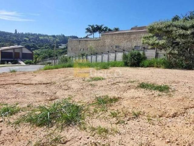 TERRENO A VENDA NO CONDOMÍNIO RECANTO DAS PALMAS EM VINHEDO/SP