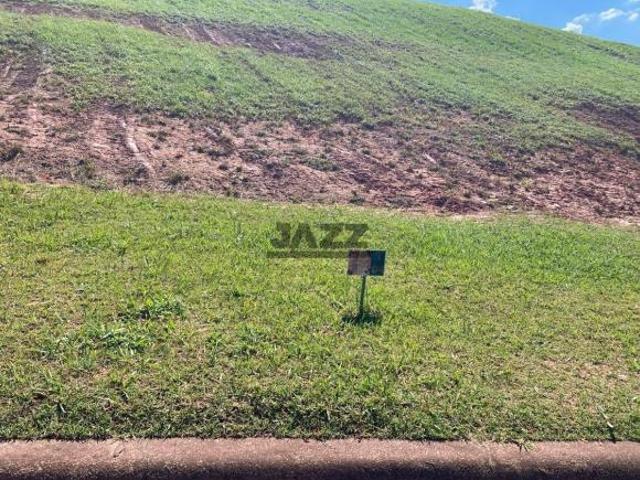 Terreno a venda no condomínio Recanto Santa Bárbara, alto padrão, 1.750m², com linda vista panorâmic