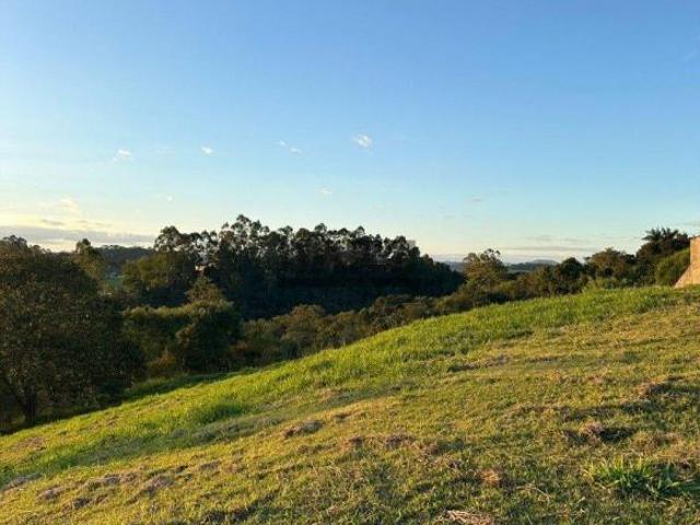 Terreno a venda no condomínio Recanto Santa Bárbara, alto padrão, 1.022m²
