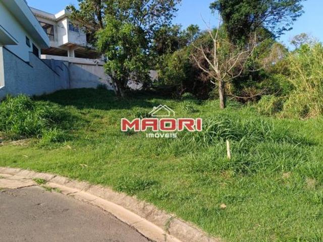 Terreno à venda no Condomínio Reserva do Itamaracá em Valinhos