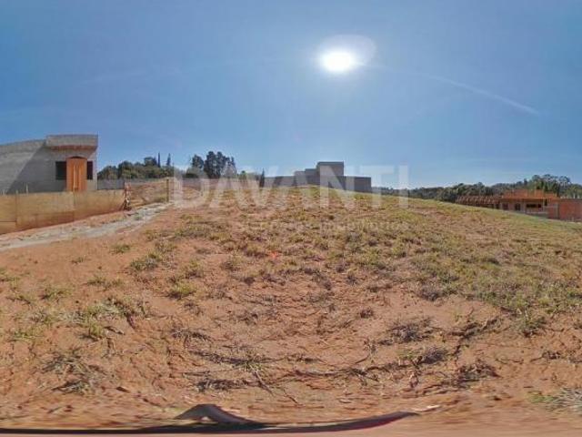 Terreno à venda no Condomínio Reserva do Itamaracá em Valinhos