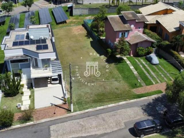 TERRENO À VENDA NO CONDOMINIO RESERVA DOS VINHEDOS LOUVEIRA/SP