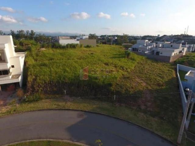 TERRENO À VENDA NO CONDOMÍNIO RESERVA JATOBÁS EM LOUVEIRA/SP