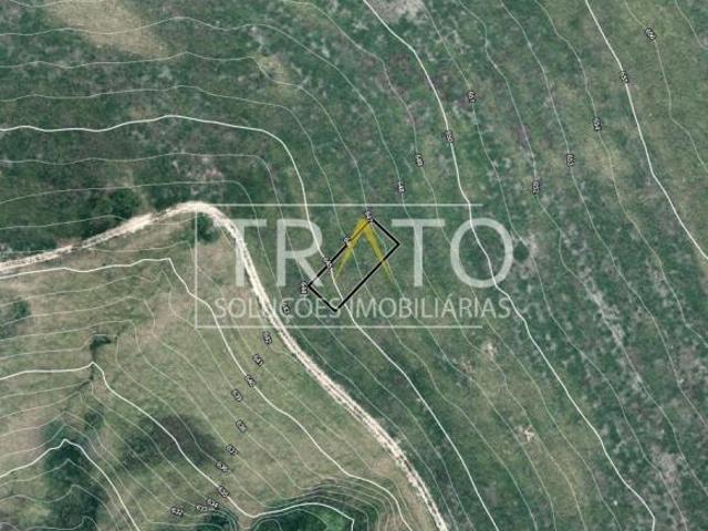 Terreno à venda no condomínio Reserva Serena, 360m2 de área útil, totalmente pl