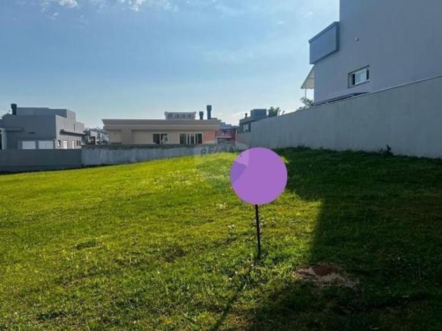 Terreno á venda no Condomínio Reservas do Lago, com 382m² em Nova Santa Rita RS