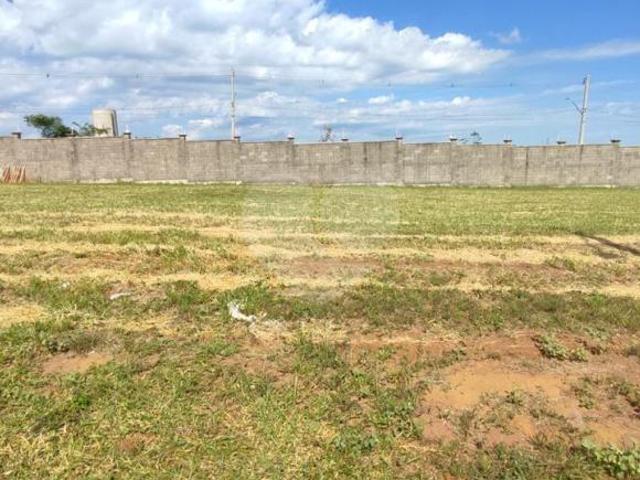 Terreno à venda no condomínio Residencial Villeneuve, São Carlos