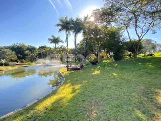 Terreno à Venda no Condomínio Residencial Jardins em Carmo do Cajuru MG