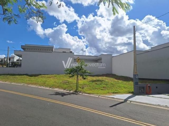 Terreno à VENDA no Condomínio Residencial Mantova em Indaiatuba, com 254m²