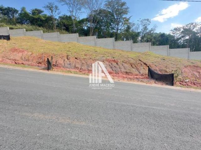 Terreno à venda no Condomínio Residencial Santa Rosa em Mogi Guaçu/SP