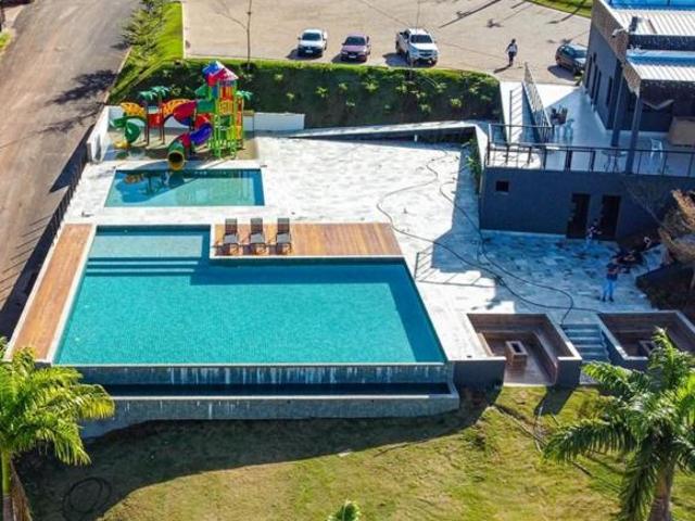 Terreno à venda no Condomínio Rio Sol Exclusive em Rifaina SP: 400m² de área!