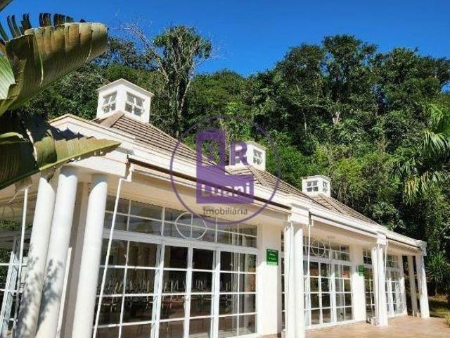 Terreno a venda no Condominio Royal Boulevard