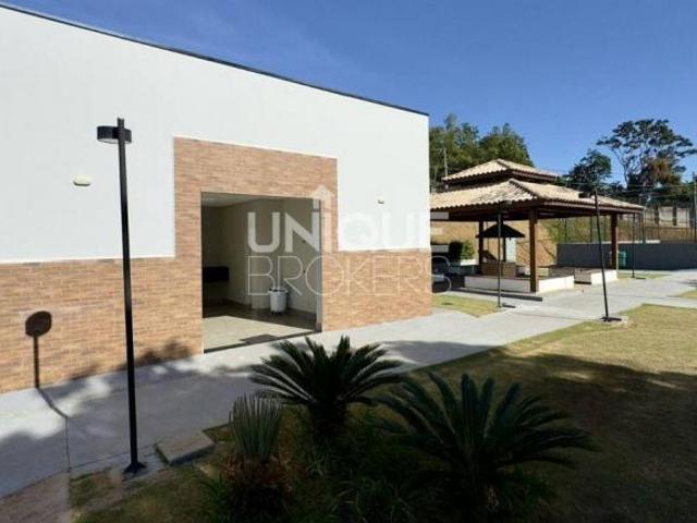 Terreno à venda no Condomínio Santa Isabel II Louveira