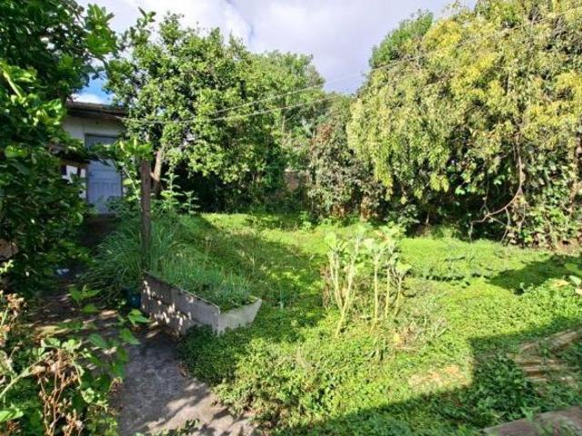 Terreno á venda no Cajuru de 686 m² de área total