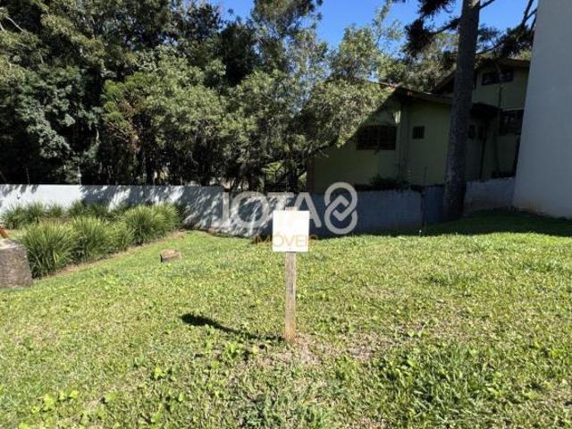 Terreno à venda no Campo Comprido
