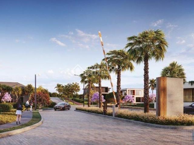Terreno a venda no Centro de Nova Santa Rita com 377m²