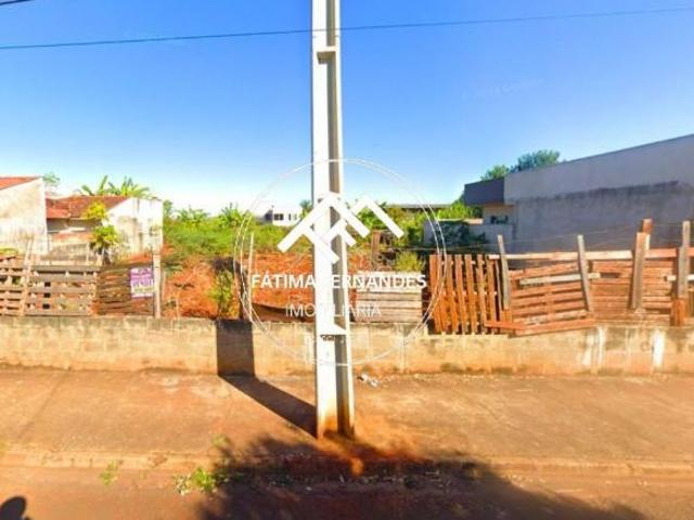Terreno à venda no Centro de Sertanópolis PR com 1.240,00 m2 de área Oportunidade imperdível!