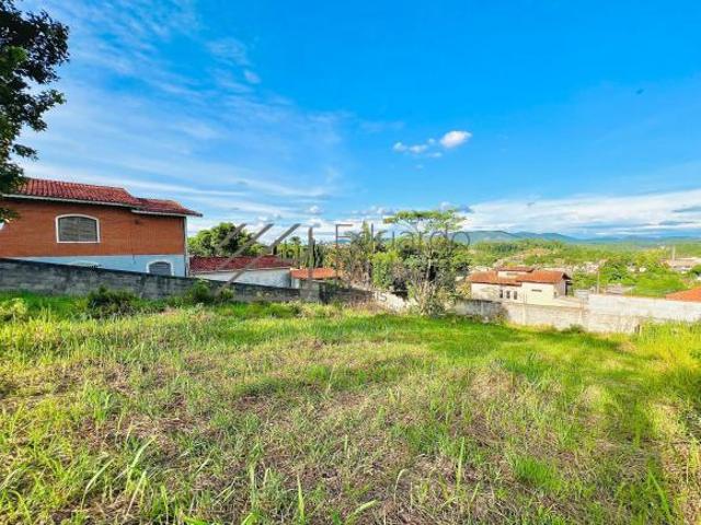 Terreno à Venda no Centro de Terra Preta Mairiporã/SP