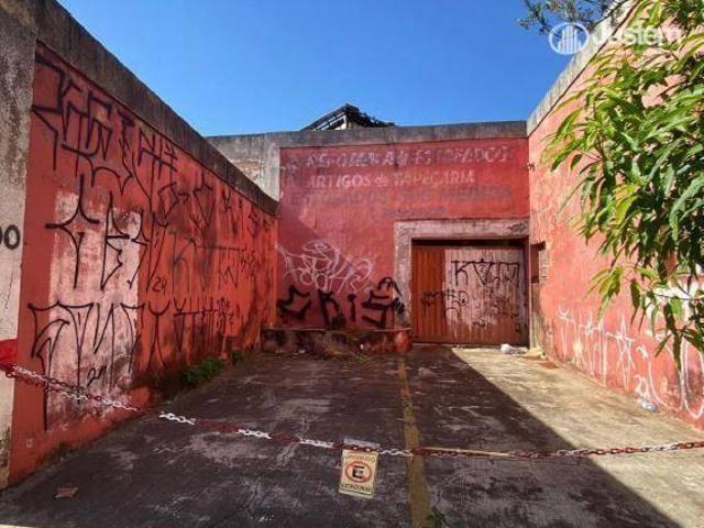 Terreno a venda no Centro