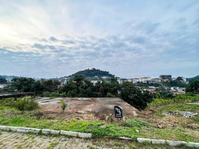 Terreno à venda no Centro