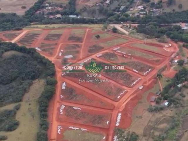 Terreno à venda no Centro