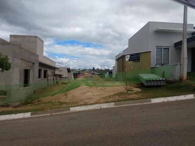 Terreno à venda no Centro