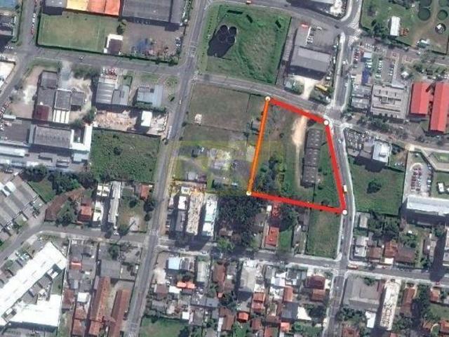 Terreno à venda no Centro