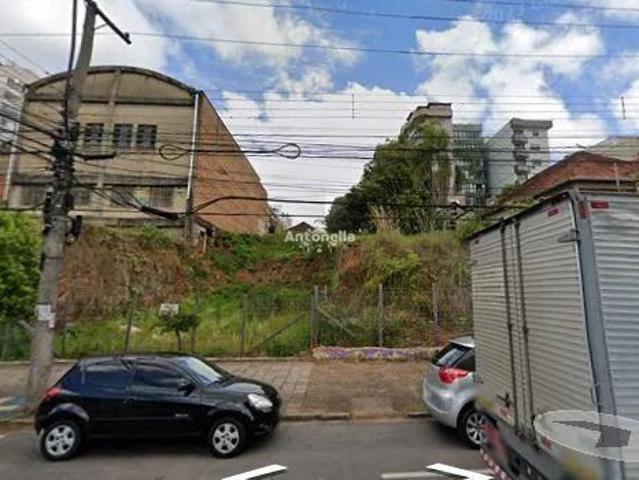 Terreno à venda no Centro