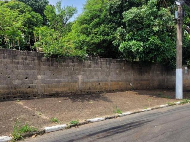 Terreno à venda no Agenor de Lima em Guaxupé/MG