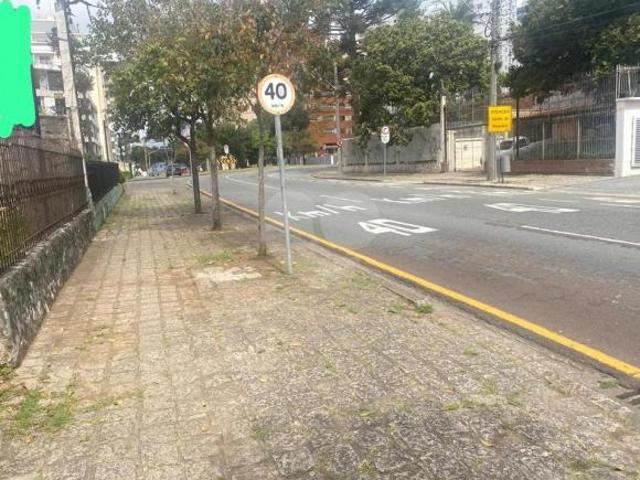 Terreno de 537 m² à venda no Alto da XV, Curitiba