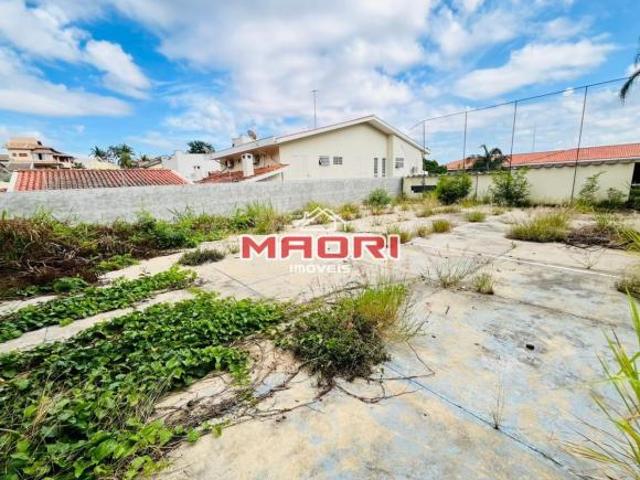 Terreno à venda no bolsão de segurança Terranova em Valinhos